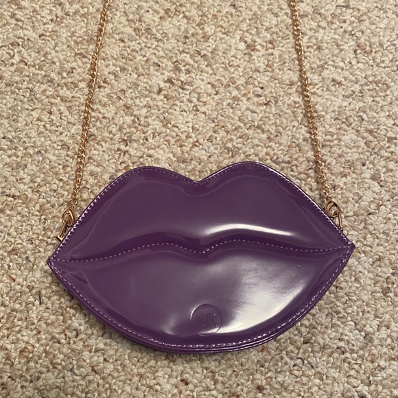 Secret Kisses | Bags | Secret Kisses Lip Purse | Poshmark